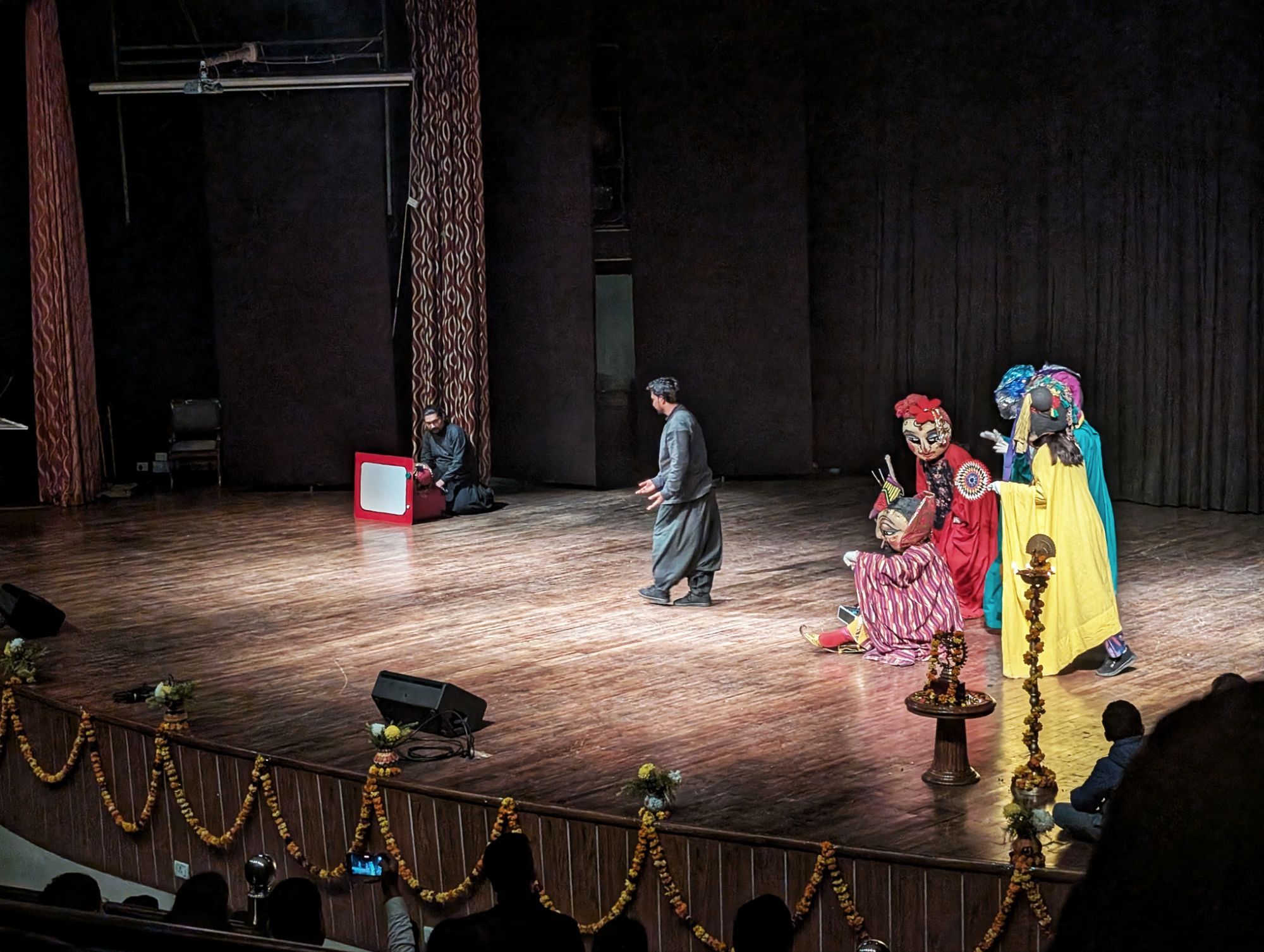 The Art of Puppetry: Dadi Pudumjee’s Marionette Theatre – Pragmatic's ...